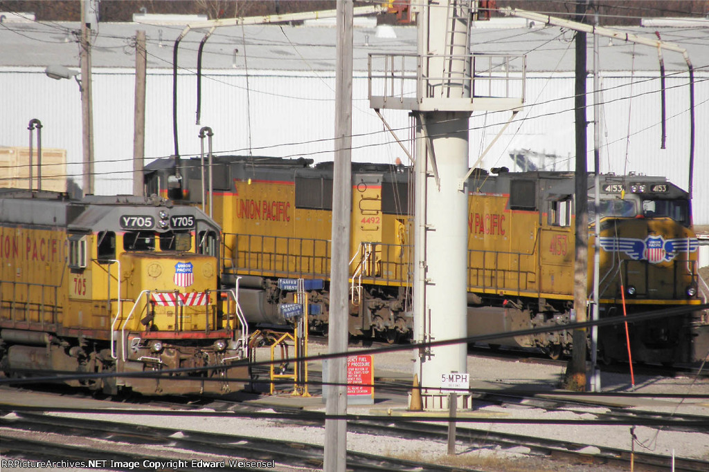 Pair of SD70ms on the east track